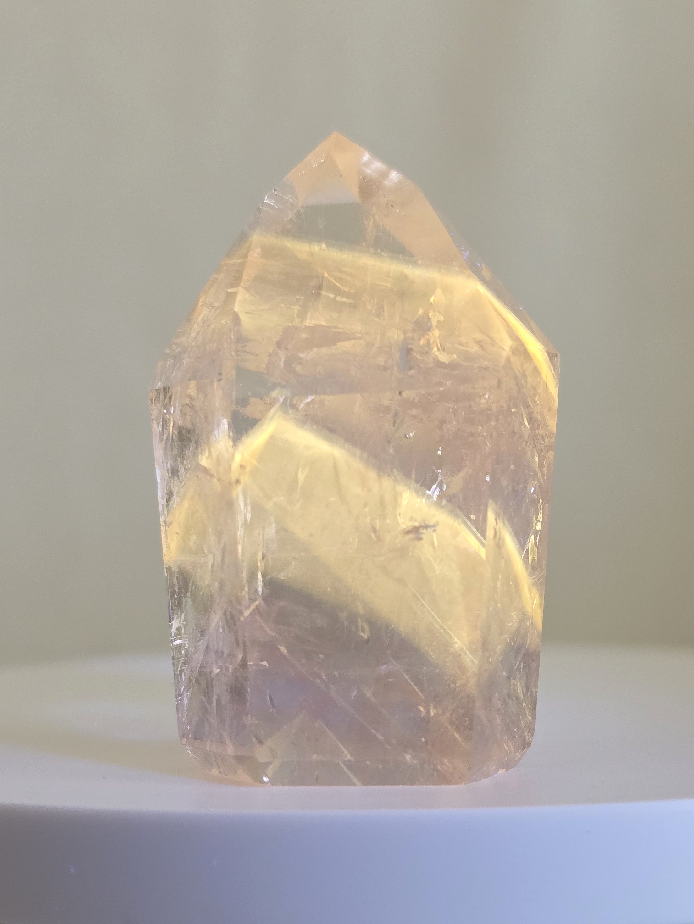 UV Reactive Amethyst Tower – Magpie Minerals