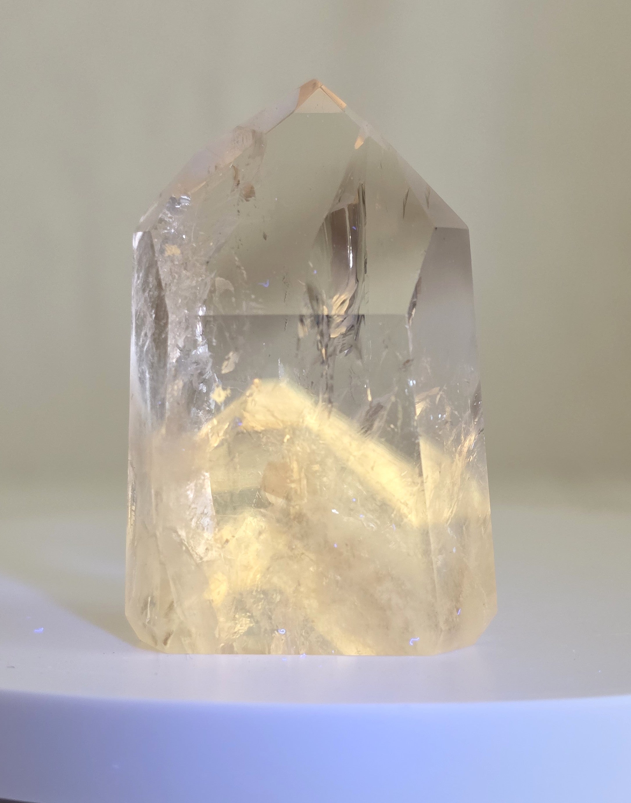UV Reactive Amethyst Tower – Magpie Minerals